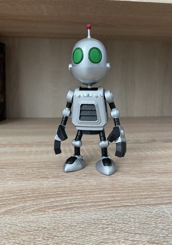 Ratchet and Clank Robot handpainted 3D printed - Printoutbox
